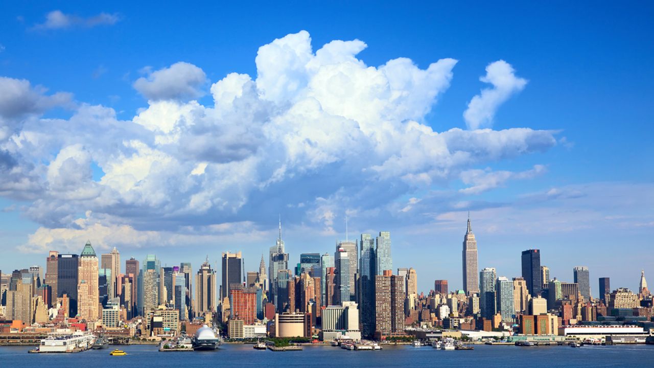 Dow ends first session of 2026 higher as investors rotate away from Big ...