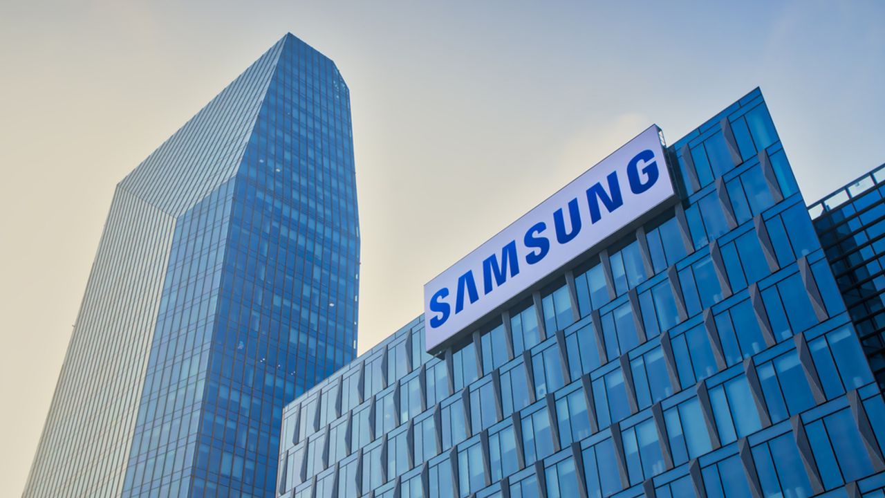 Tech Bytes: Samsung’s HBM4 push parks chip rally — and pain for ...