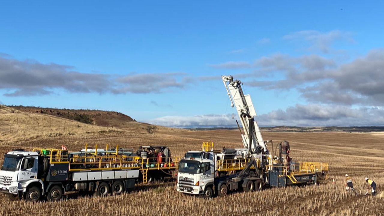 Empire Metals hails transformational year at giant Australian titanium ...