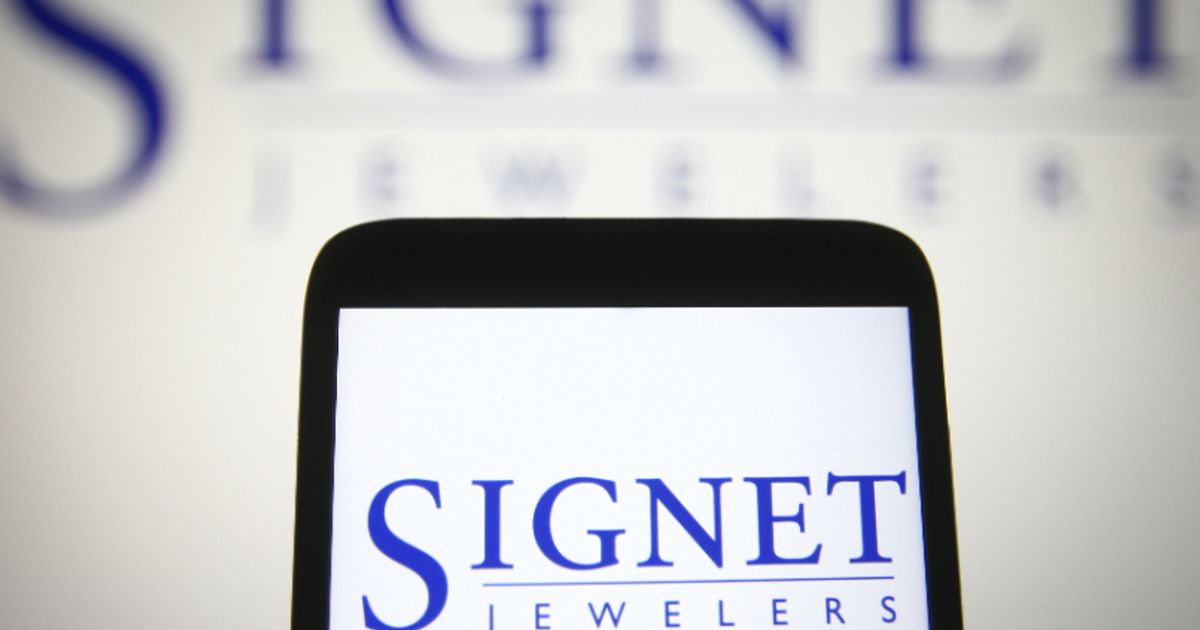 Signet Jewelers tops Q4 earnings expectations, flags margin pressure ...