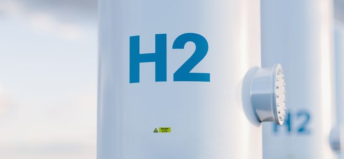 Green hydrogen versus blue hydrogen (and turquoise and grey hydrogen ...