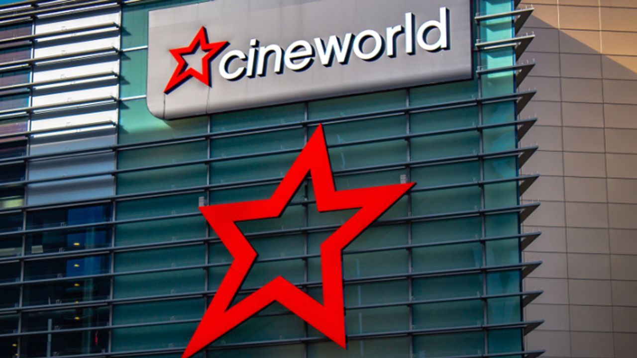 Cineworld suffers shareholder revolt over executive payment plan