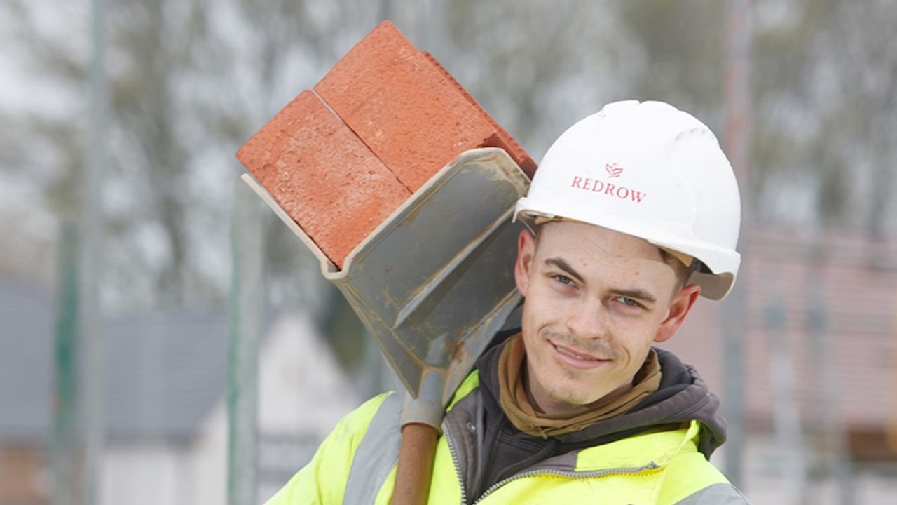 Redrow hikes dividend by 31% even as housing demand cools off | LSE:BTRW