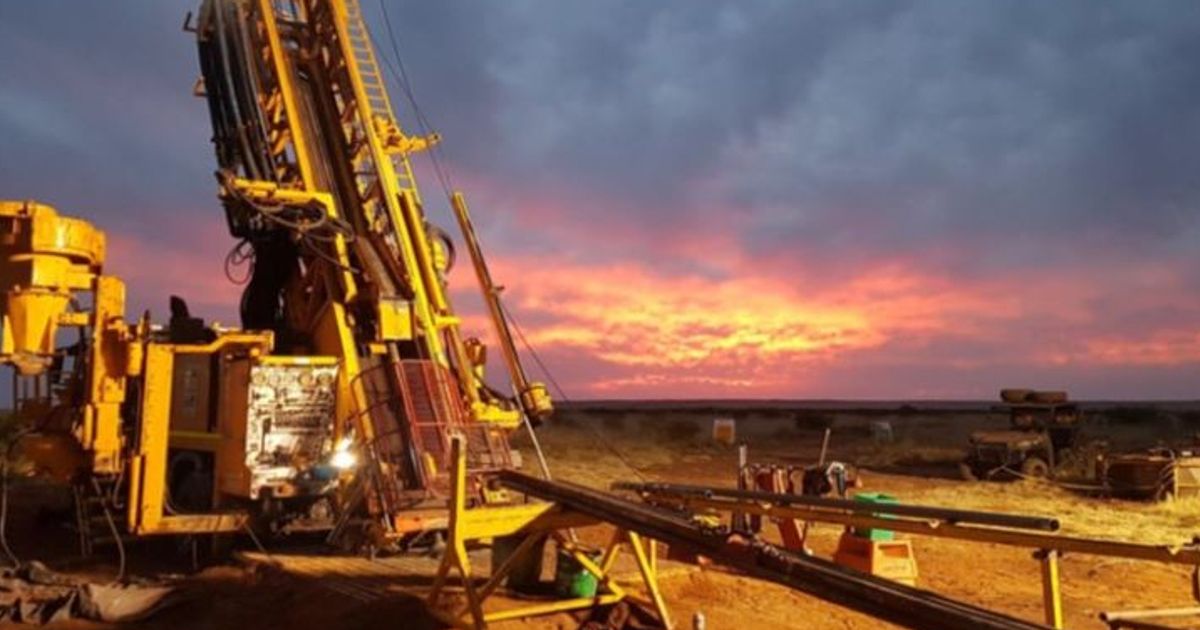 Sipa Resources returns to the soil following aircore drilling at Skeleton Rocks | ASX:SRI