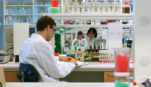 AstraZeneca adds focus on personalised cancer cell therapy with US ...