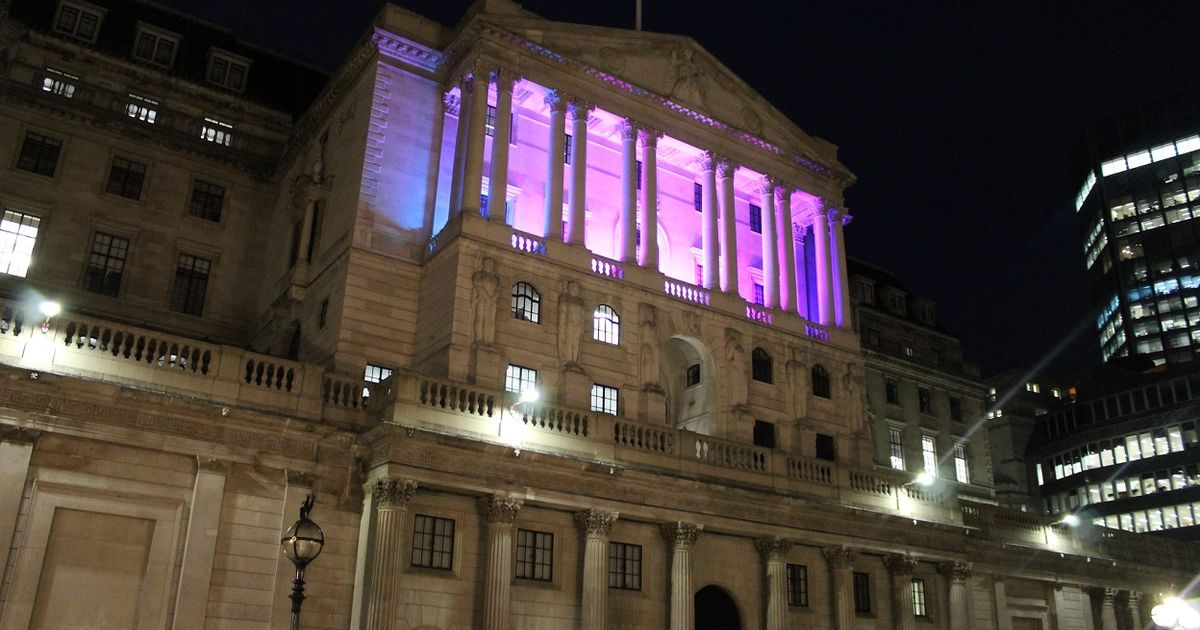 FTSE 100 finishes lower after BoE rate rise