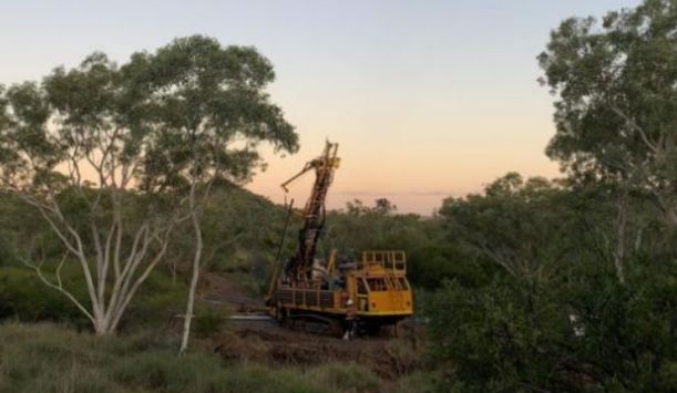 Lithium Energy hits broad intervals of graphite up to 27.4% TGC at ...