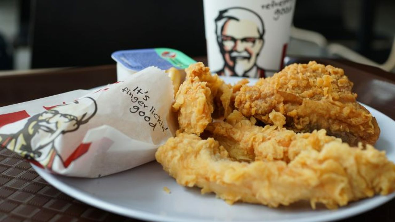 FIVE at FIVE AU: ASX rises as more people eat KFC