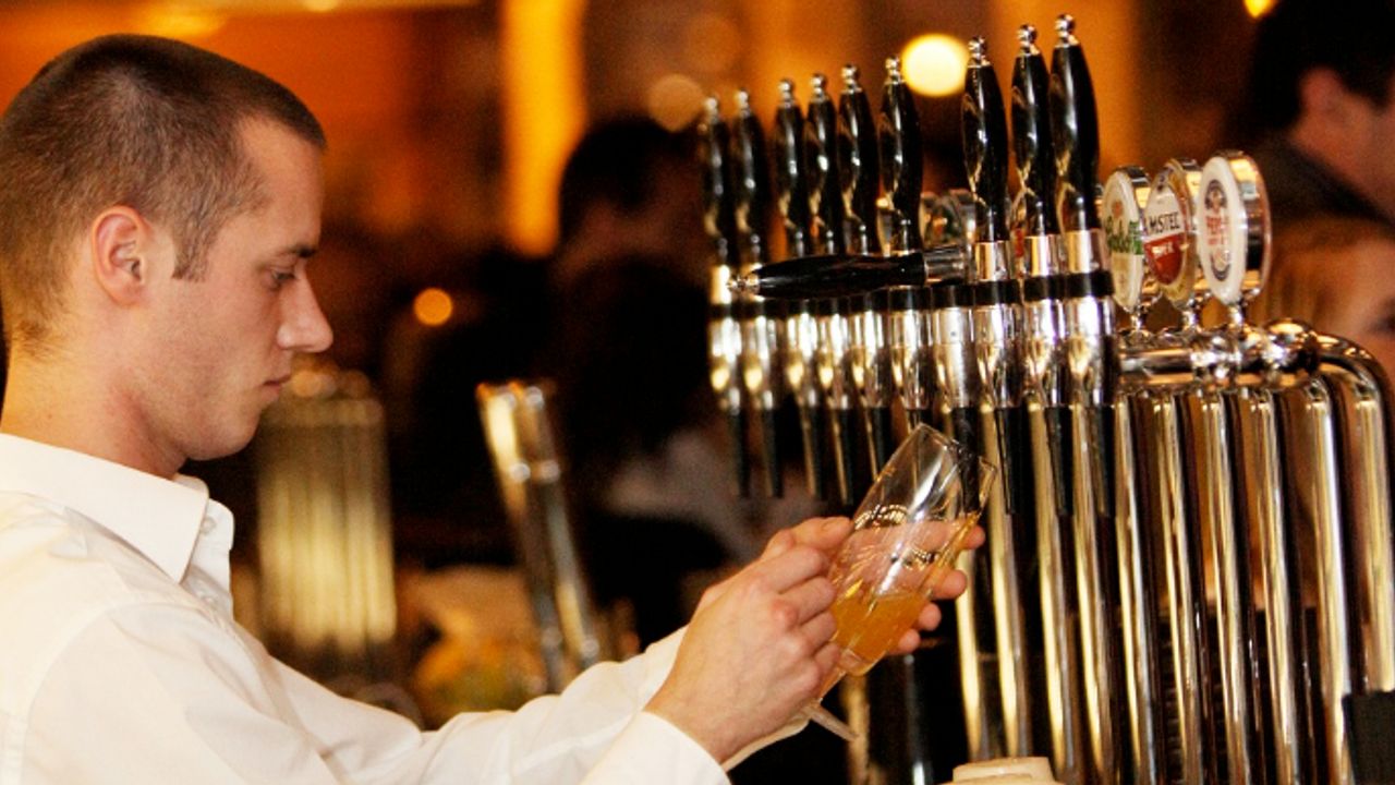 Revolution Bars toasts success of new pub acquisition | AIM:TRC