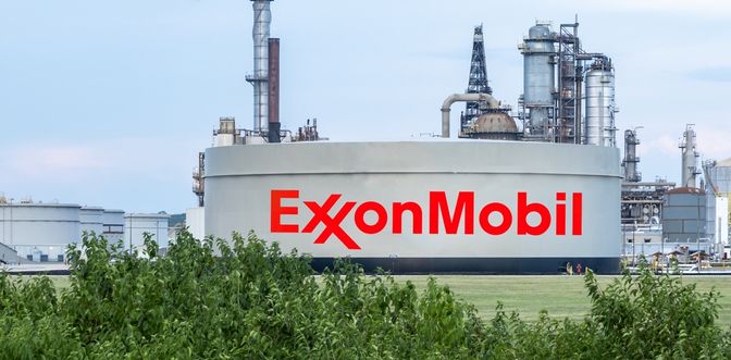 Exxon Mobil reports decline in 2Q earnings on lower oil and gas prices ...