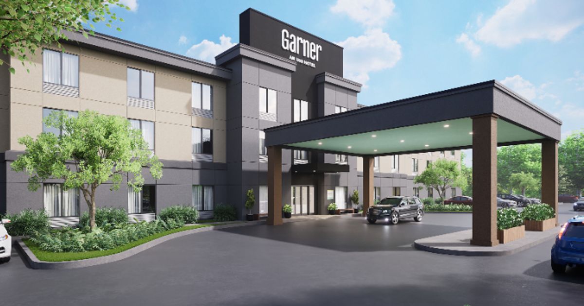 Holiday Inn owner launches new midscale conversion brand | LSE:IHG