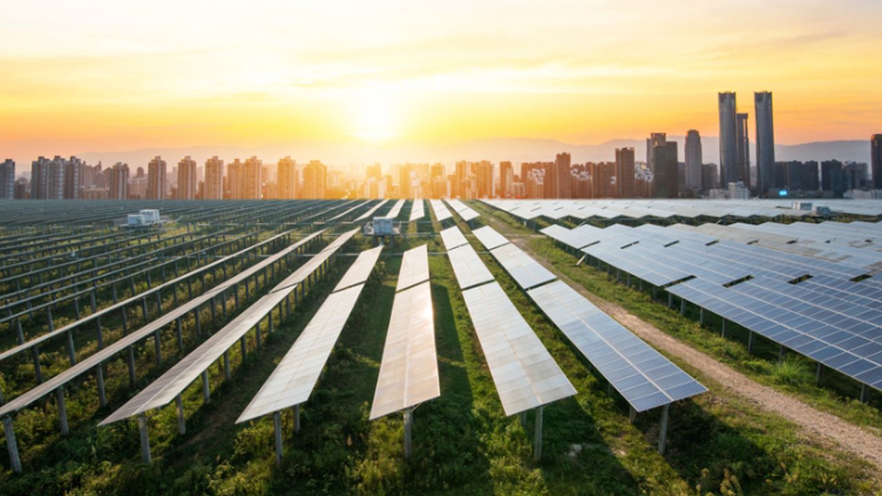 Former Essex dump becomes top European solar farm