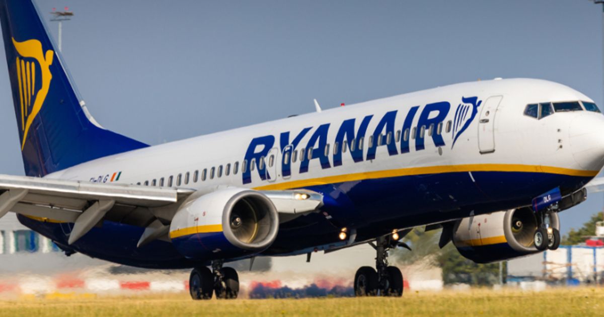 Ryanair splits opinion in City despite busiest December since pandemic ...