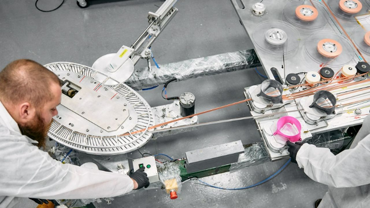 Sticky tape for the energy transition: UK nuclear fusion startup snaps ...