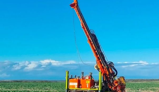 International Graphite’s drilling hits third discovery at Springdale ...
