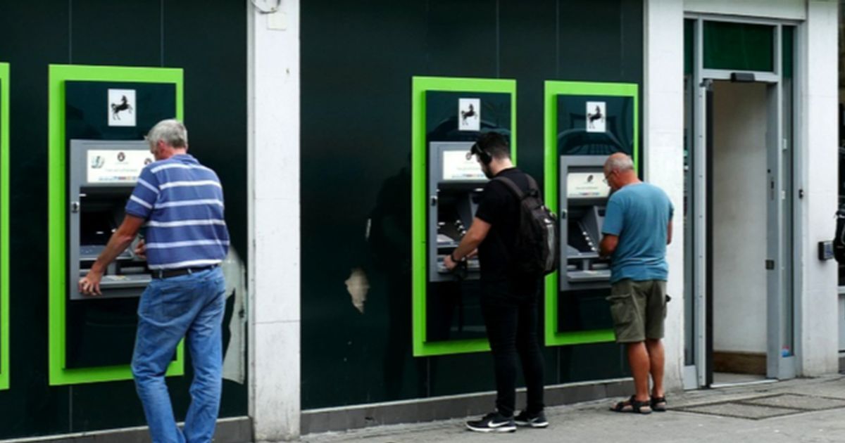 Lloyds Banking and NatWest tipped by analysts for jumbo cash return ...