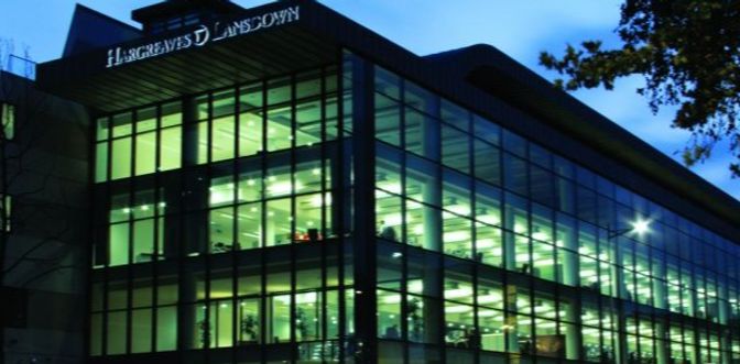 Hargreaves Lansdown PLC surprises with revenue and profit growth, but fund flows remain stuck