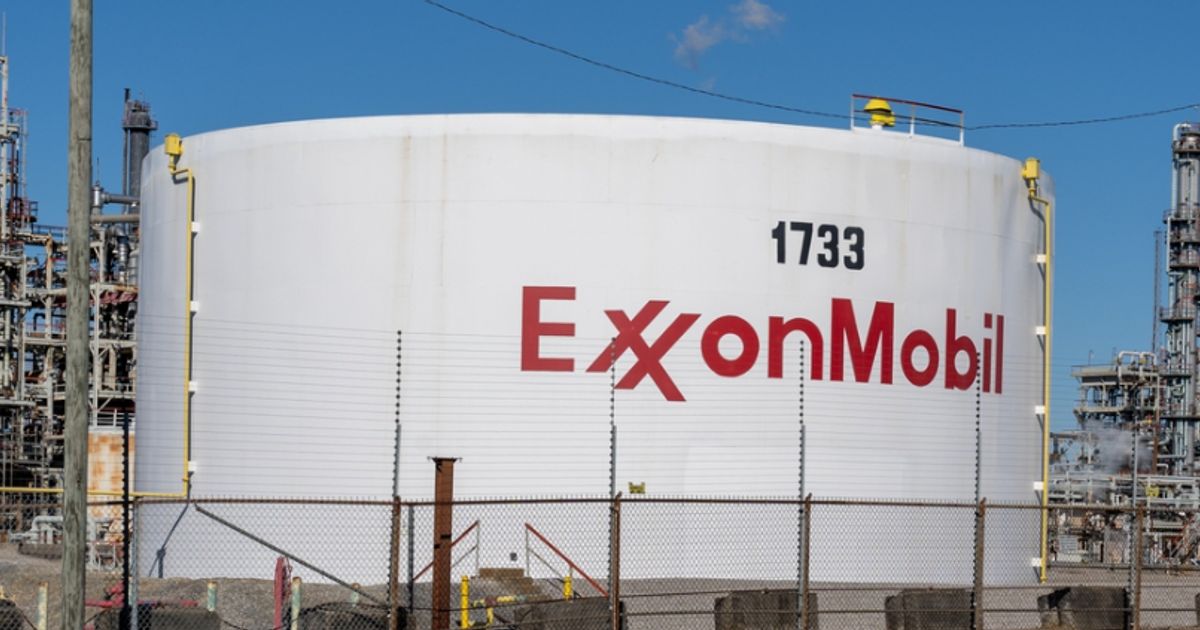 Exxon plans to challenge Glencore and Trafigura in commodity trading ...