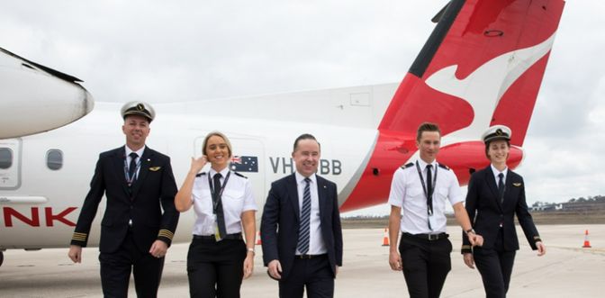 Qantas to create thousands of new jobs as air industry moves 'from ...