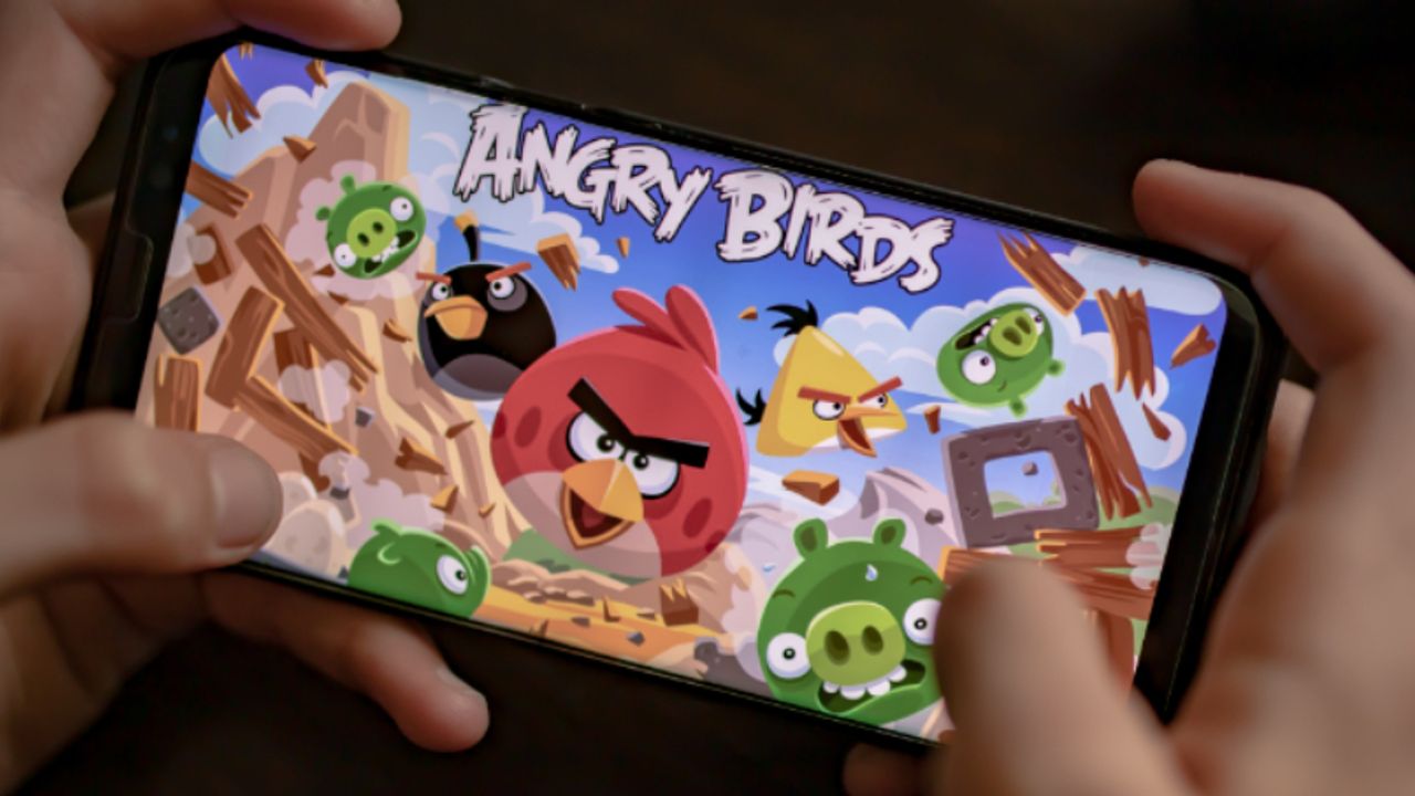 Angry Birds creator warns of stagnant profits and sales