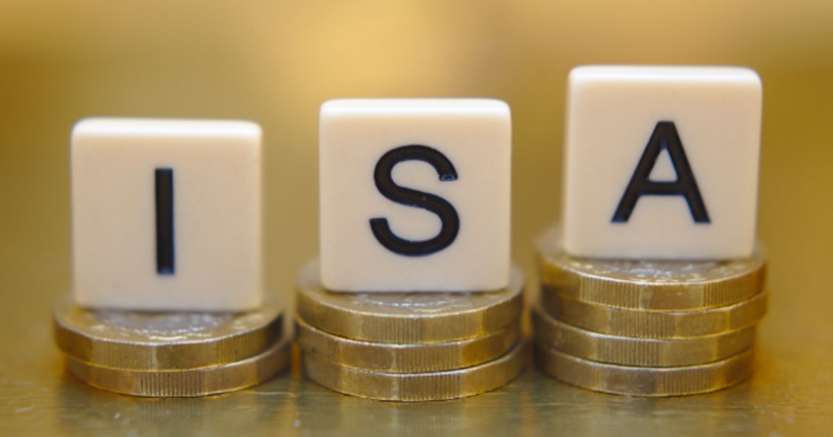 Fixed savings rates fall across board for first time since 2021