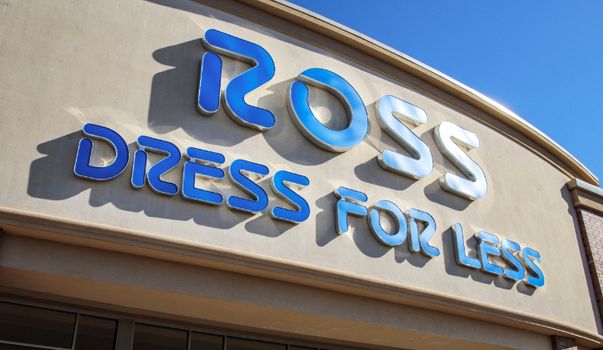 Ross Stores shares climb on 3Q beat-and-rise | NASDAQ:ROST