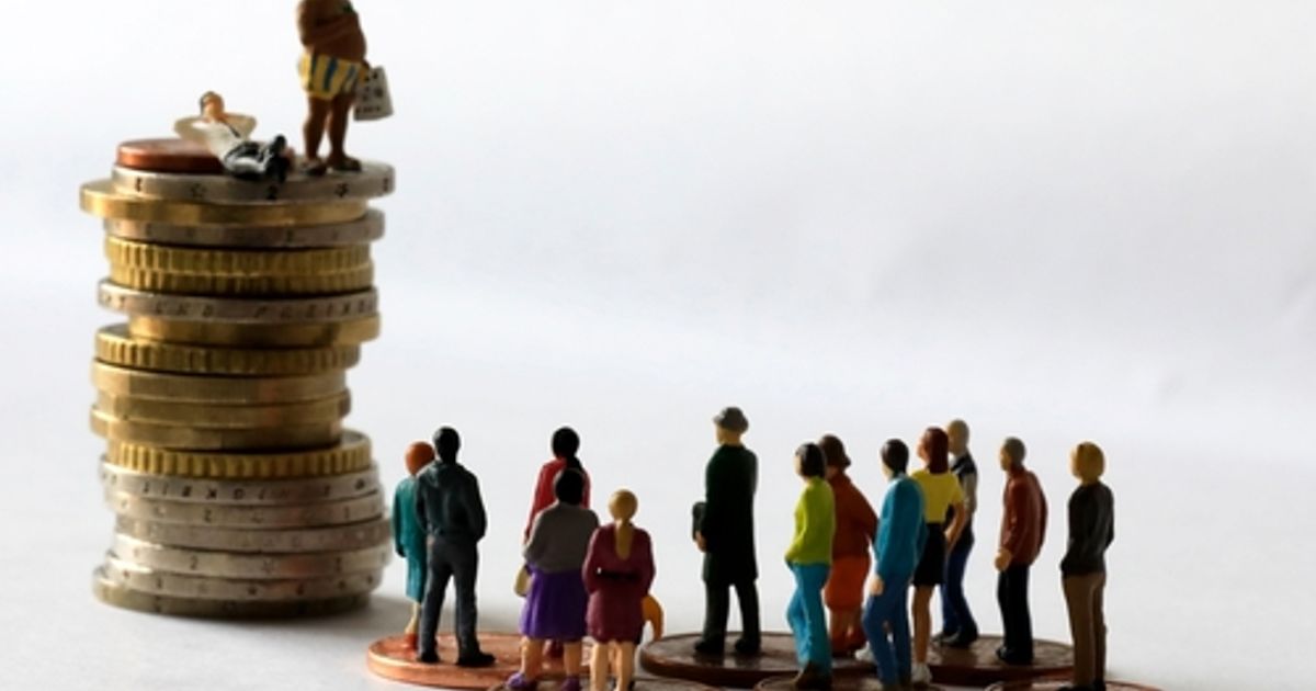 Pay gap means professionals from working-class backgrounds work for ...