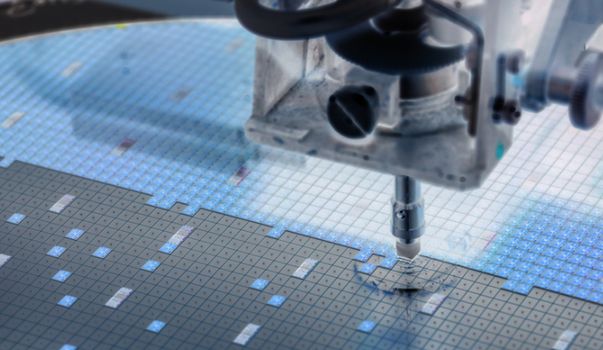 Photronics beats expectations in fiscal 4Q, sending shares higher ...