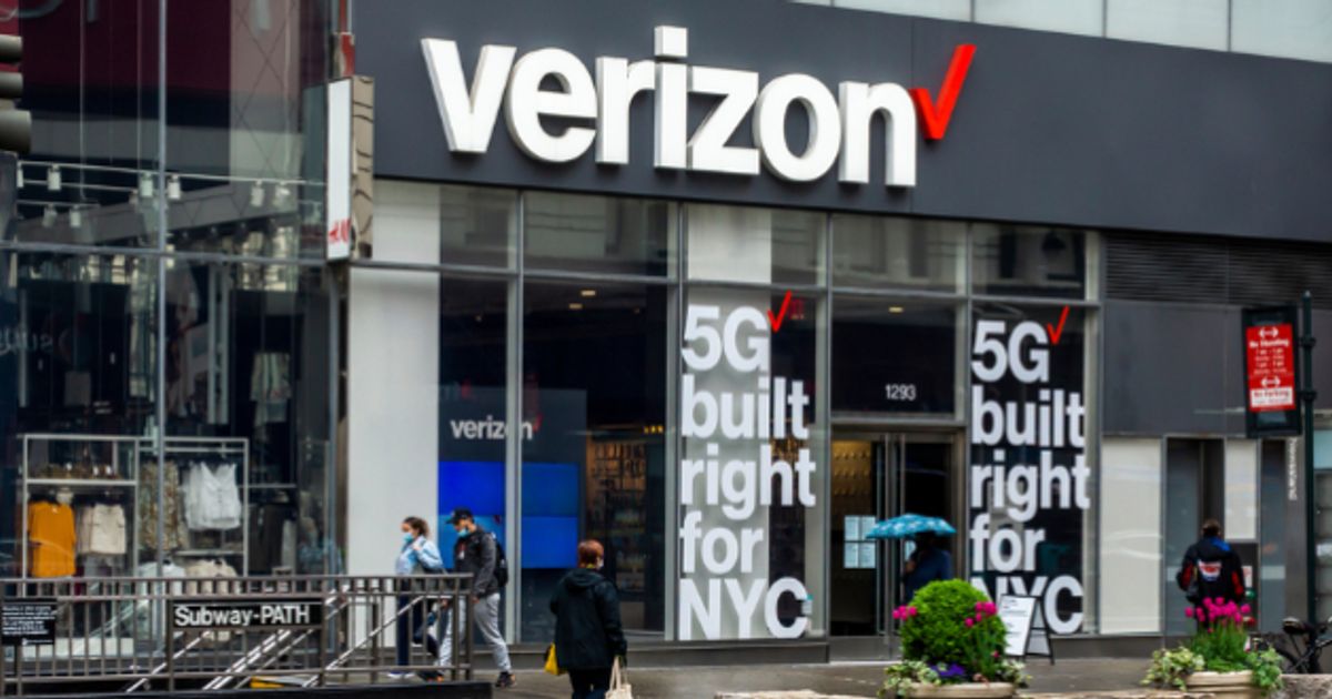 Verizon offers discounted Netflix/Max bundle, doubling down on ...