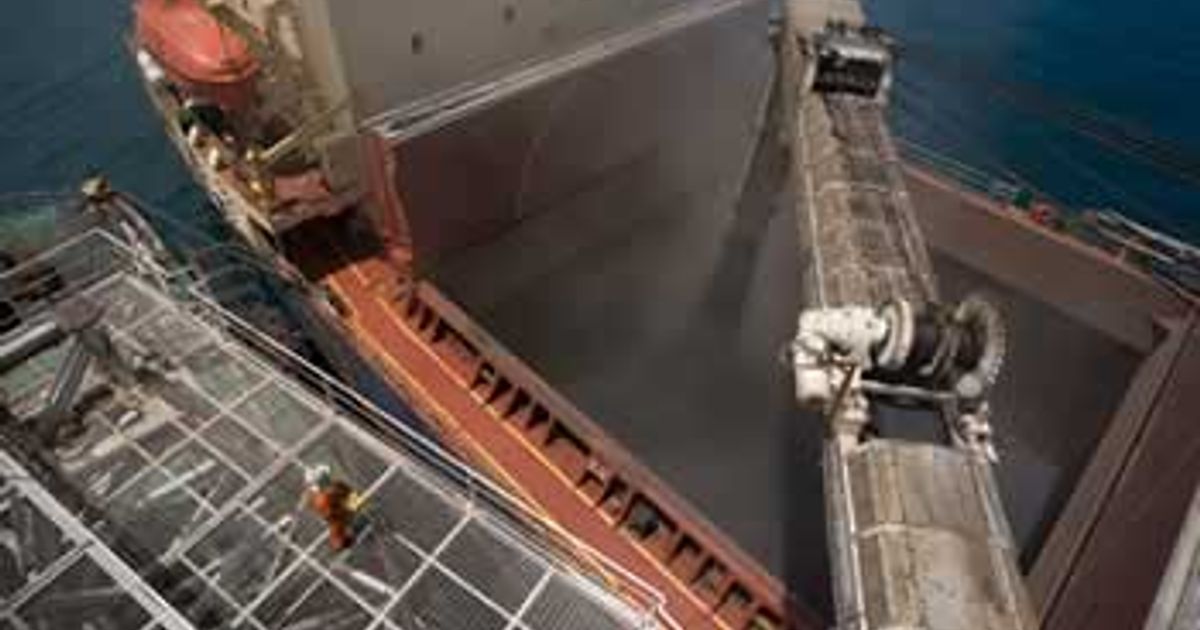 Kenmare Resources wins government award for Kenmare Moma Development ...