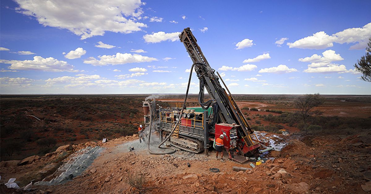 Saturn Metals assays up to 53.7 g/t gold in first batch of results ...