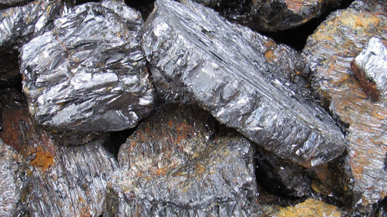 Ceylon Graphite encouraged by new graphite discovery in Sri Lanka | TSX ...